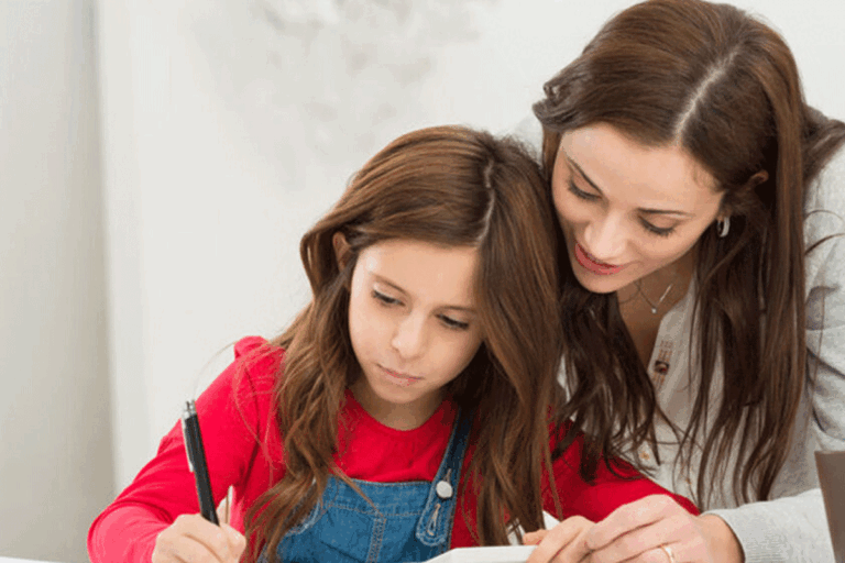 Hoe begeleid je je puber in zijn studiekeuze? - Vadersenmoeders